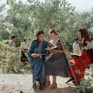 Color photos of Soviet people in the 1950s · Russia Travel Blog