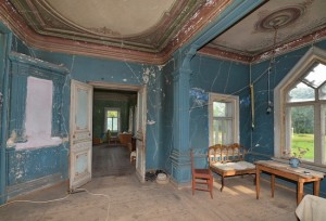 Polyashov’s wooden house in Pogorelovo village · Russia Travel Blog